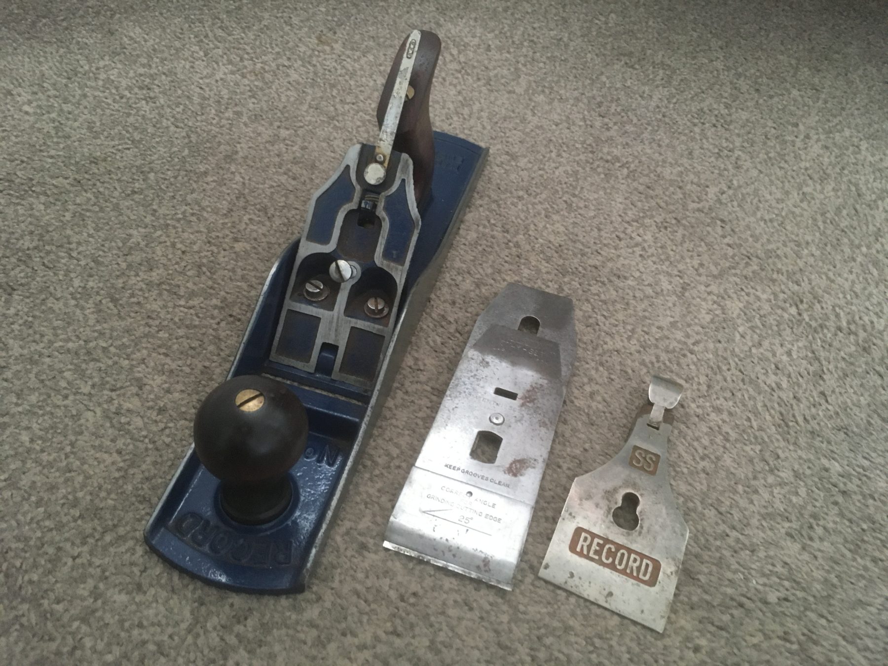 Record 5 1/2 – The old tool collector